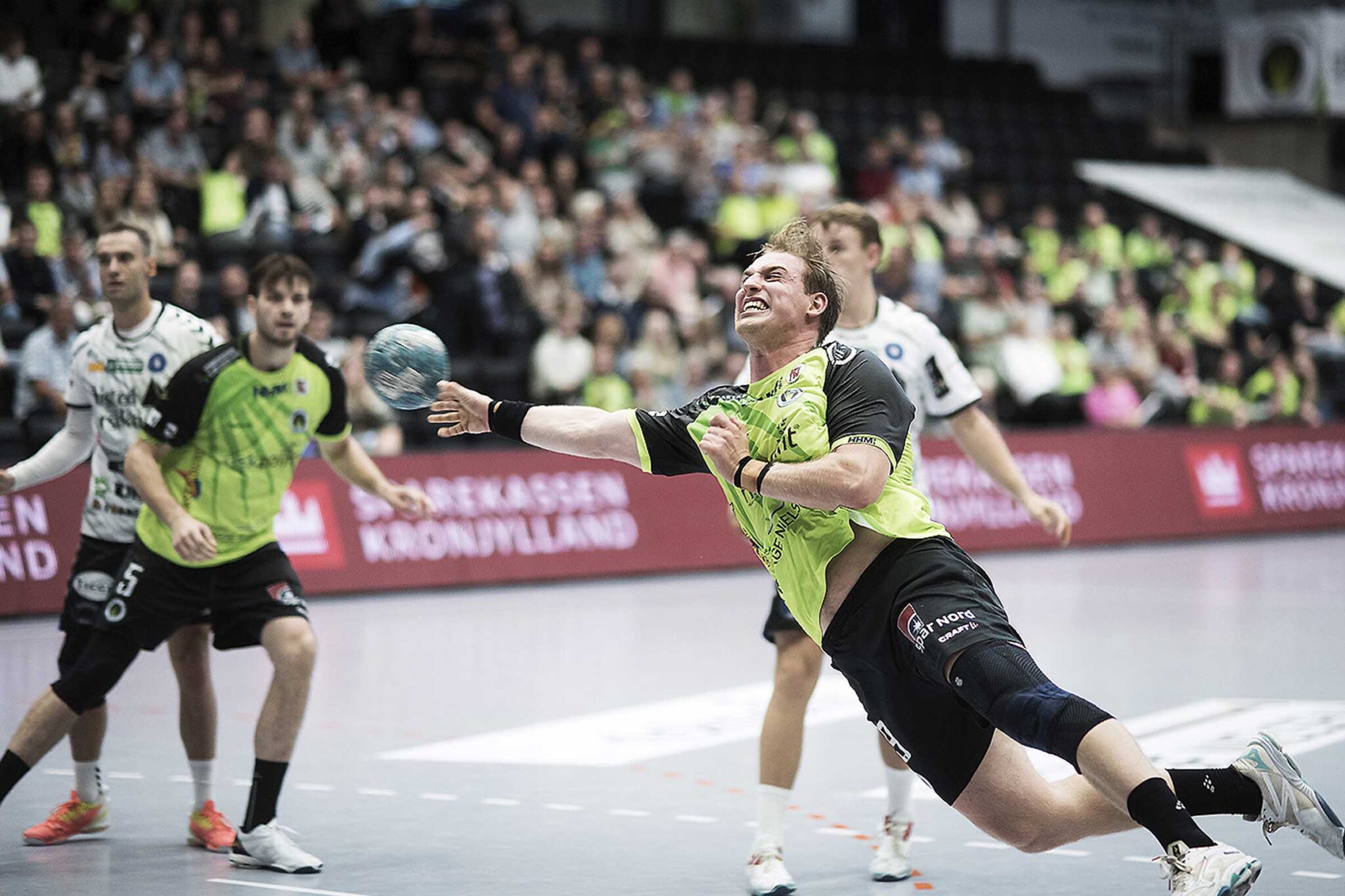 MGP Tour 2025 - oplev årets MGP-hits live - Royal Stage